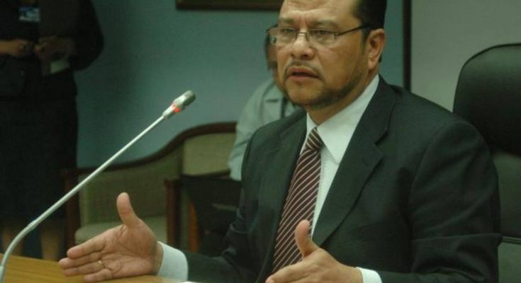 Abogado Manuel Chacón confirma que defenderá a Mecafé