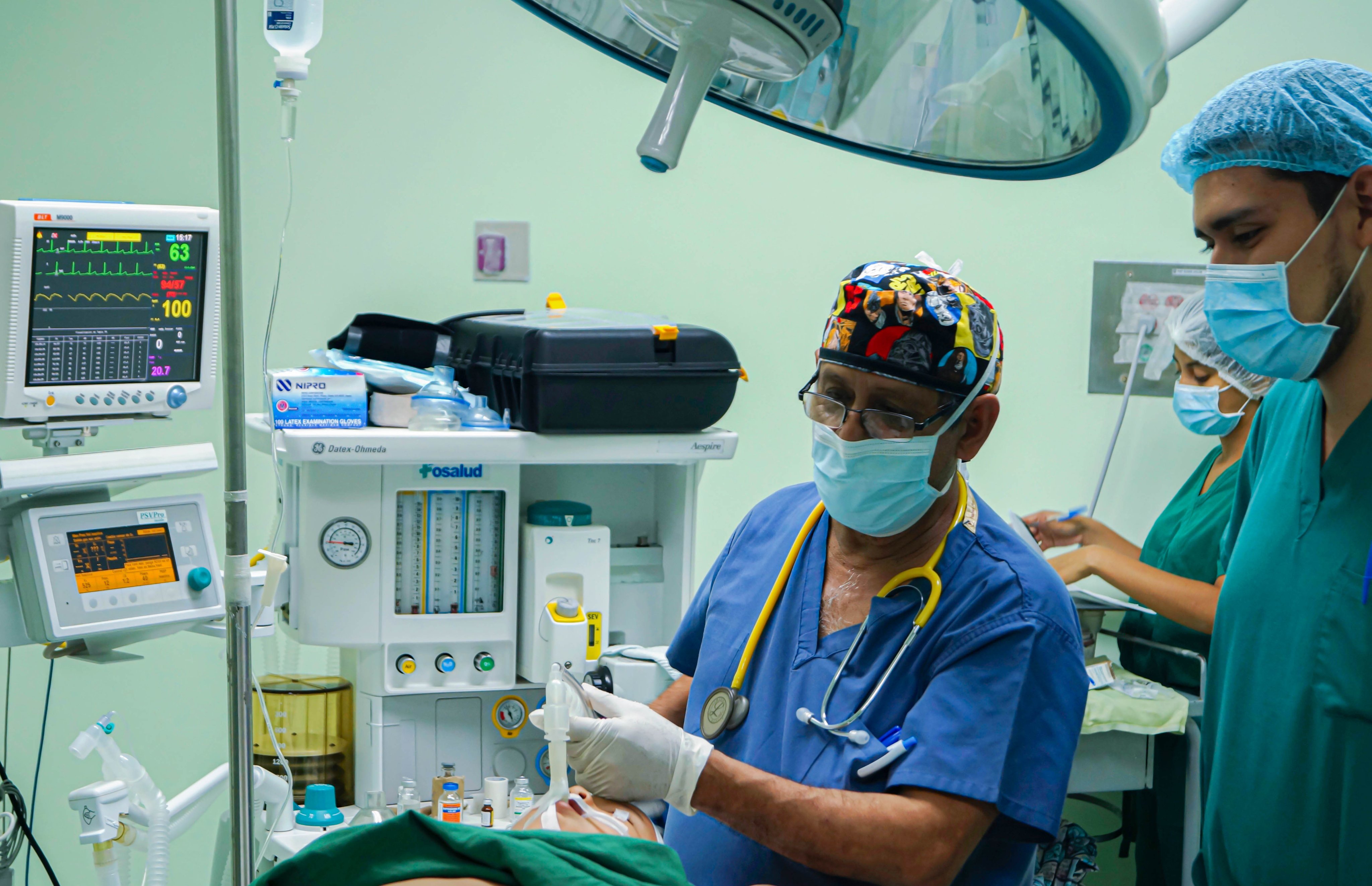 MINSAL renueva equipo médico en Hospital de San Vicente