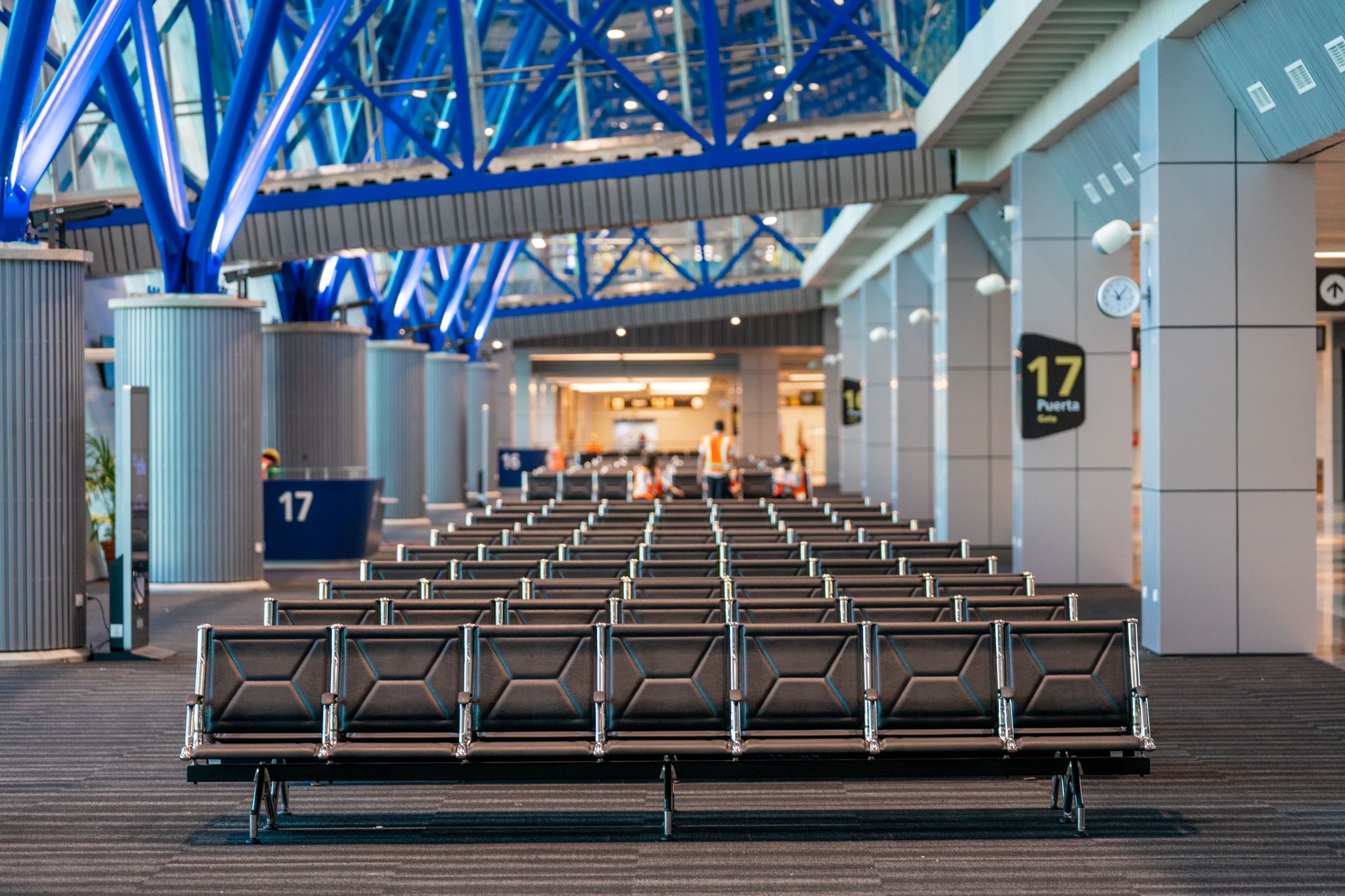 Gobierno inaugura ampliación del Aeropuerto Internacional de El Salvador